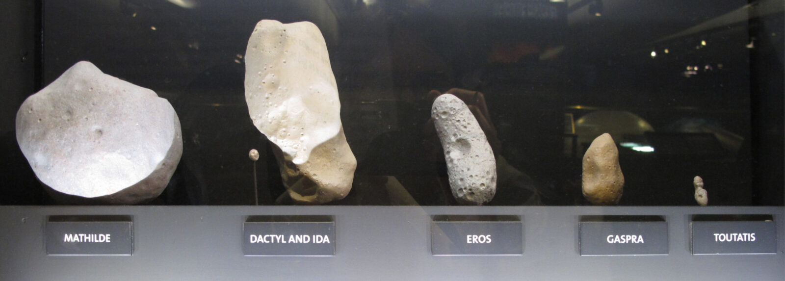 Pieces of the Sky (Meteorites) - Griffith Observatory - Southern ...